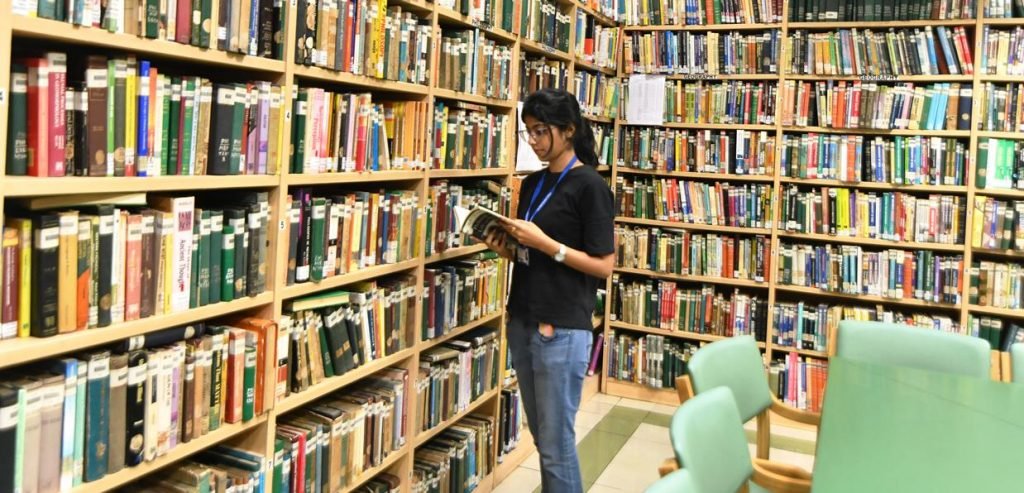 DEPARTMENT OF ENGLISH ( UG )